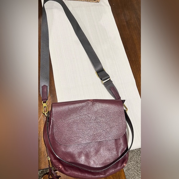 Fossil | Bags | Fossil Maya Purple Leather Womens Crossbody Handbag In ...